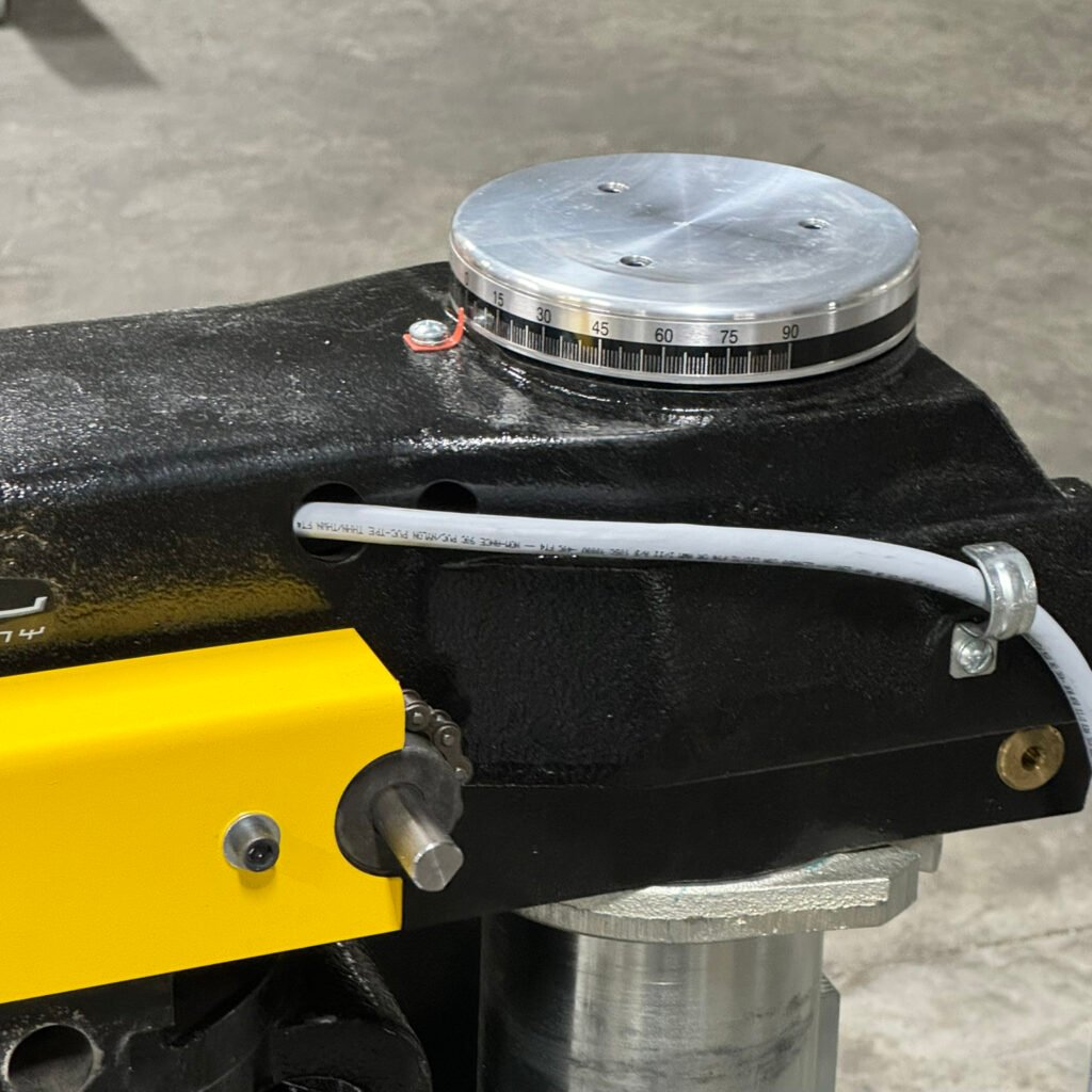 16" Metal Cutting Radial Arm Saw